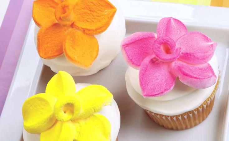 Decadent Cupcake Toppers Made Simple | Recipe Station