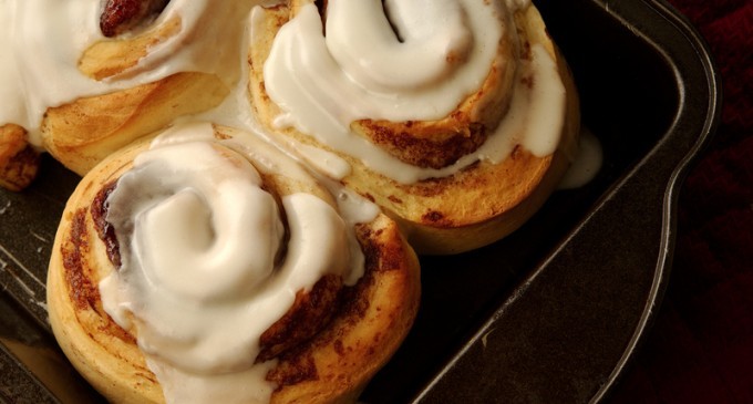 Just One Ingredient Changes Everything & These Cinnamon Rolls Taste ...