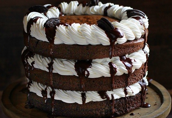 This Super-Chocolatey Mississippi Mudslide Cake Will Make Your Head ...