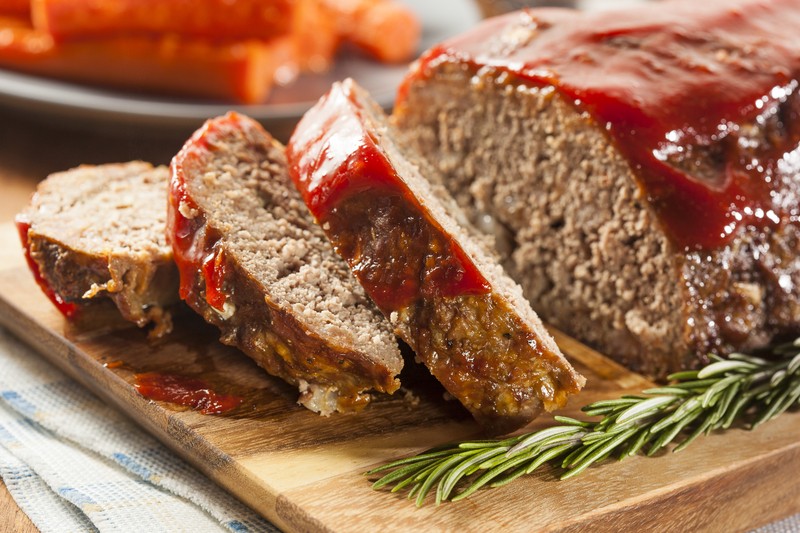 Paula Deen’s Good Ol’ Fashioned Southern Meatloaf | Recipe Station