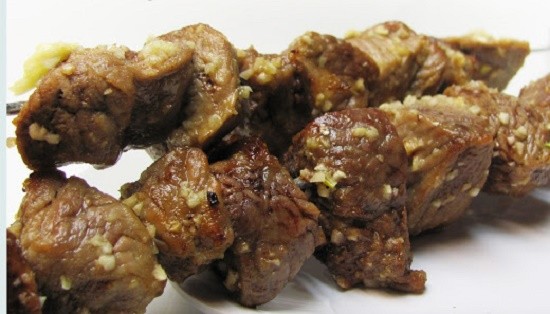 These Garlicky & Butter Beef Tips Always Get Rave Reviews Check Out How ...