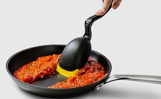 It May Have A Dumb Name But Every Home Chef Needs The Spadle In Their ...