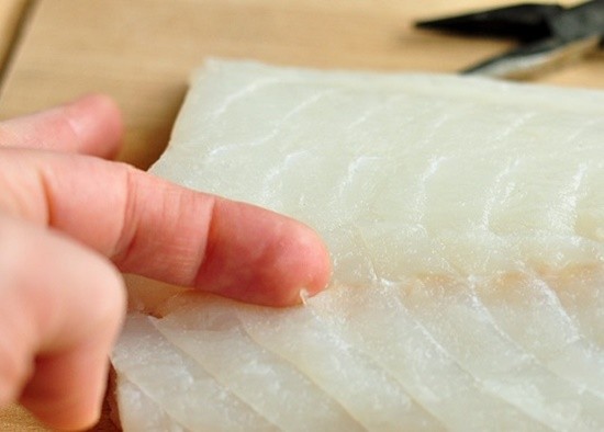 Unseen Pin Bones Left Over From Fish Fillets Can Be Very Dangerous That ...