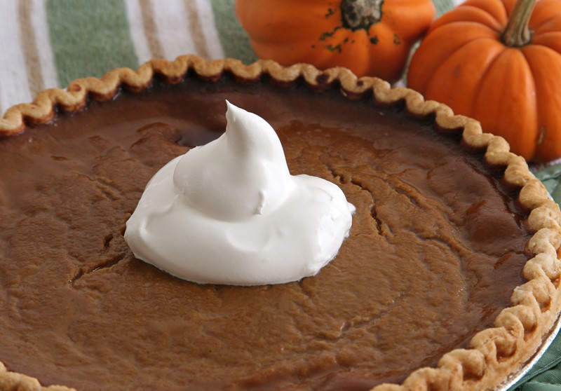 Ditch The Canned Stuff & Make A Pumpkin Pie From Scratch; It’s Way ...