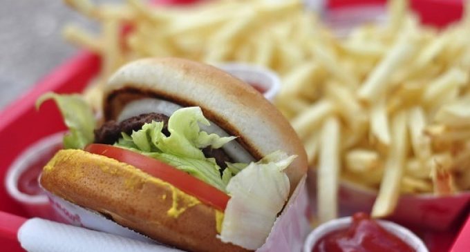 Thousands Of People Are Demanding A Meat-Free Veggie Burger To Be Added ...