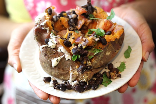 This Stuffed Ranchero Sweet Potato Takes Things To Up A Notch And It Is ...