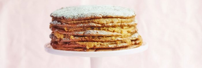 This Apple Stack Cake Is An Old Fashioned Dessert That Is Just So ...