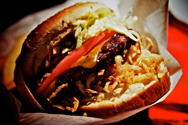 The Must Have Ingredients to Make The Perfect Burger | Recipe Station