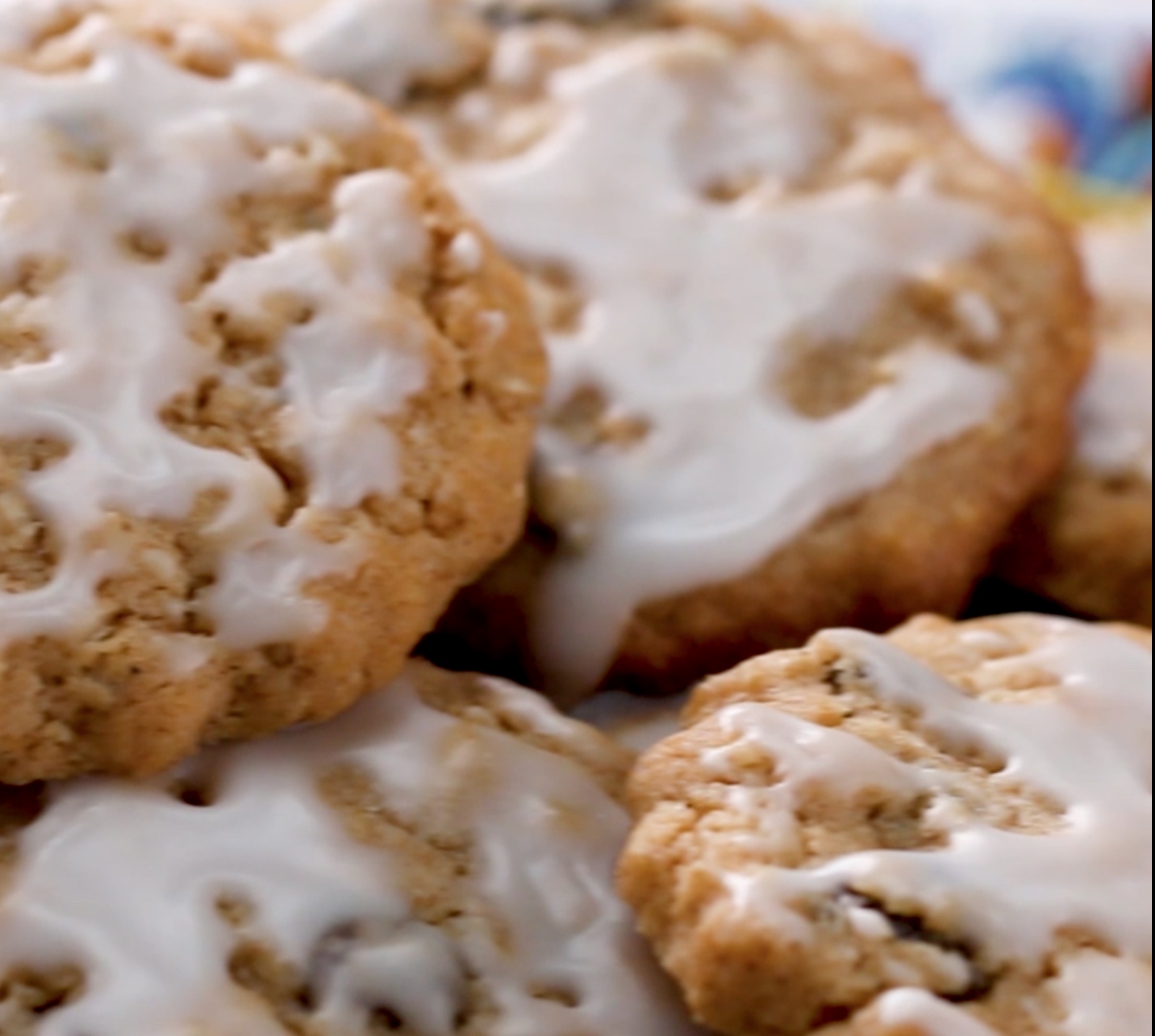 The Perfect Iced Oatmeal Cookie | Recipe Station